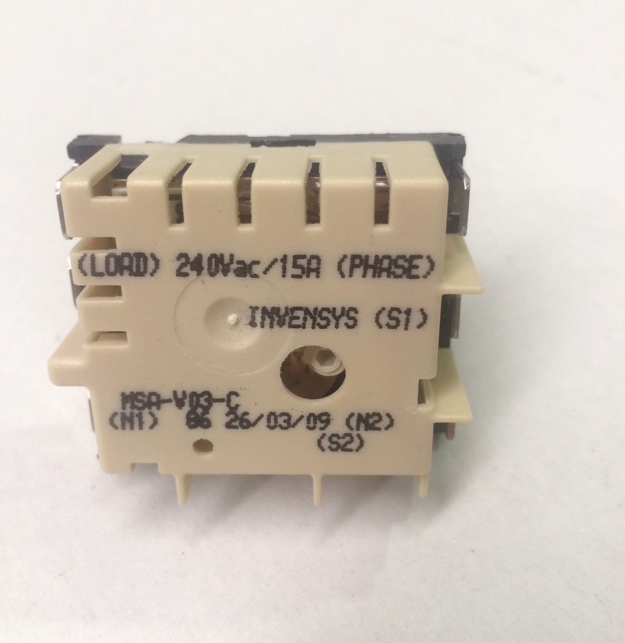 MSA-V03-C Dual infinite control switch - Electrical Supplies Australia