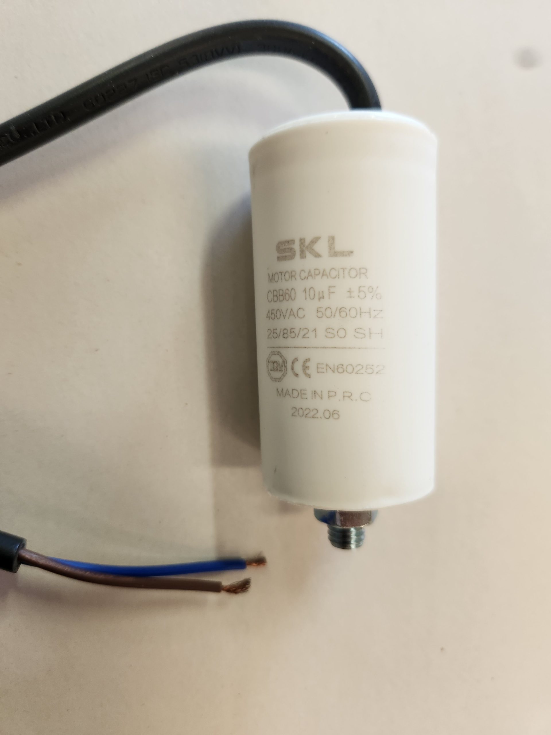 10UF 4 Terminal Start/Run Capacitor With Wire - Electrical Supplies ...