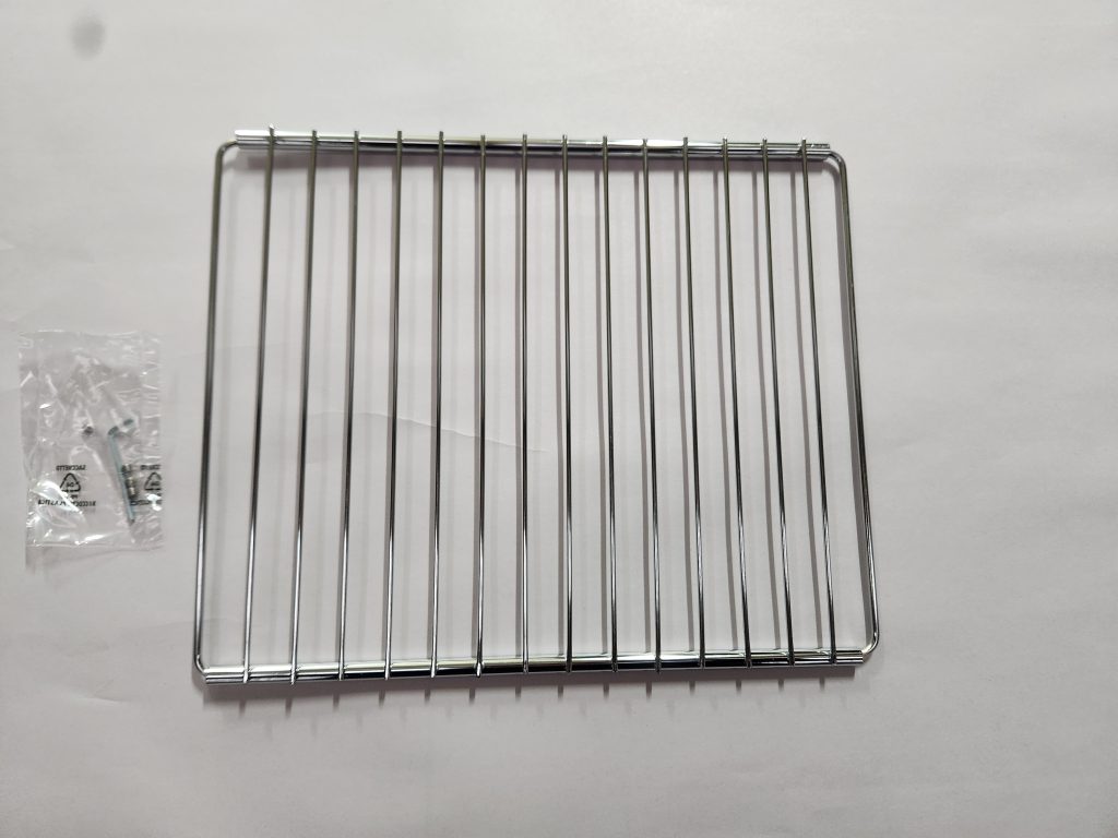 Universal Medium-Sized Oven Rack 370mm x 308mm Max Length 640mm x 308mm ...